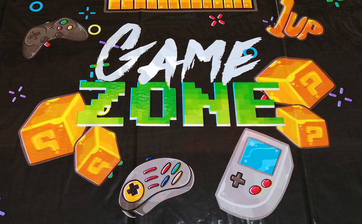 GAME ZONE MANTEL PLASTICO - 1 UNID. – Almacen Wonderland